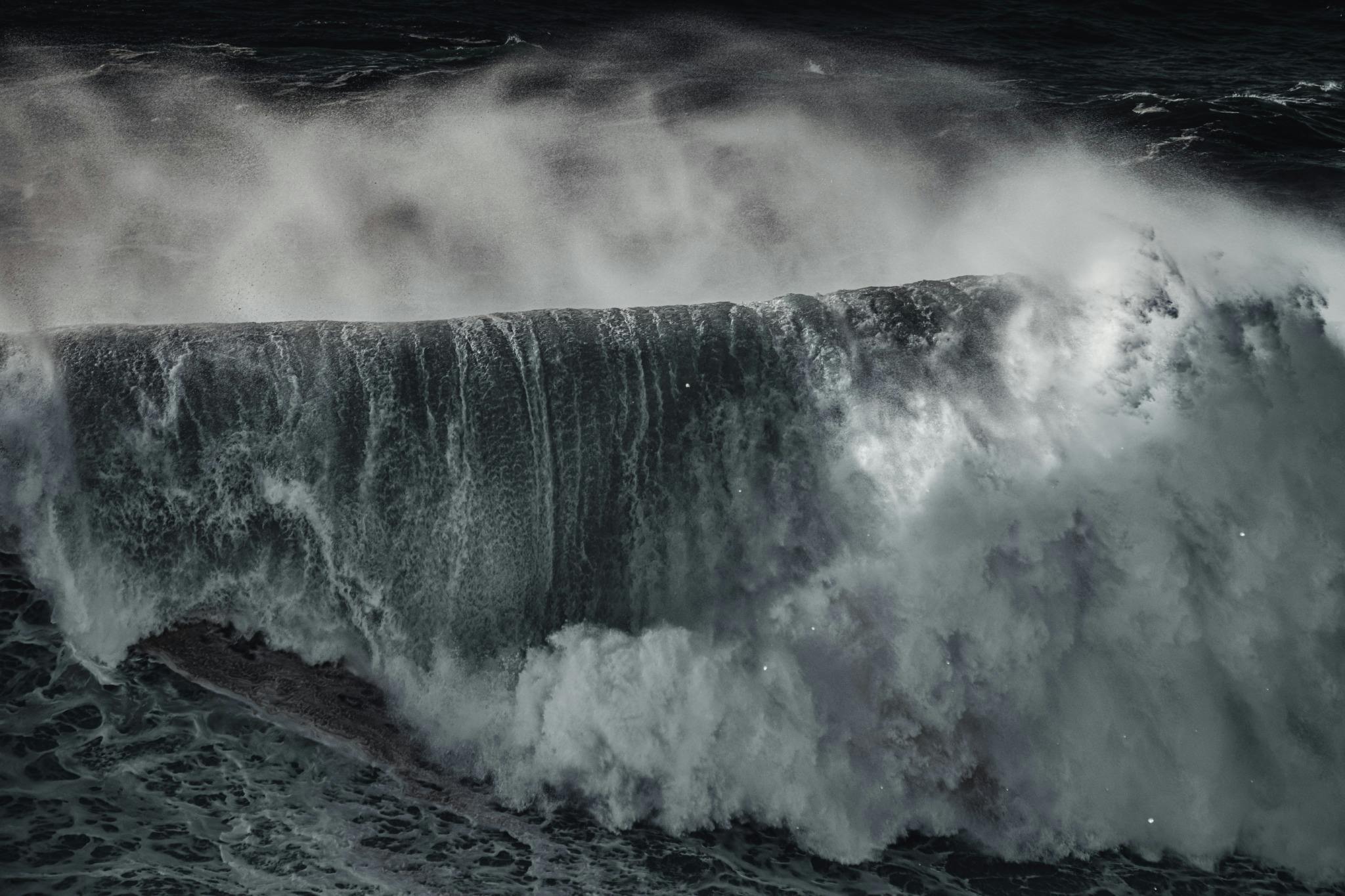 100 Foot Wave | HBO | The Lede
